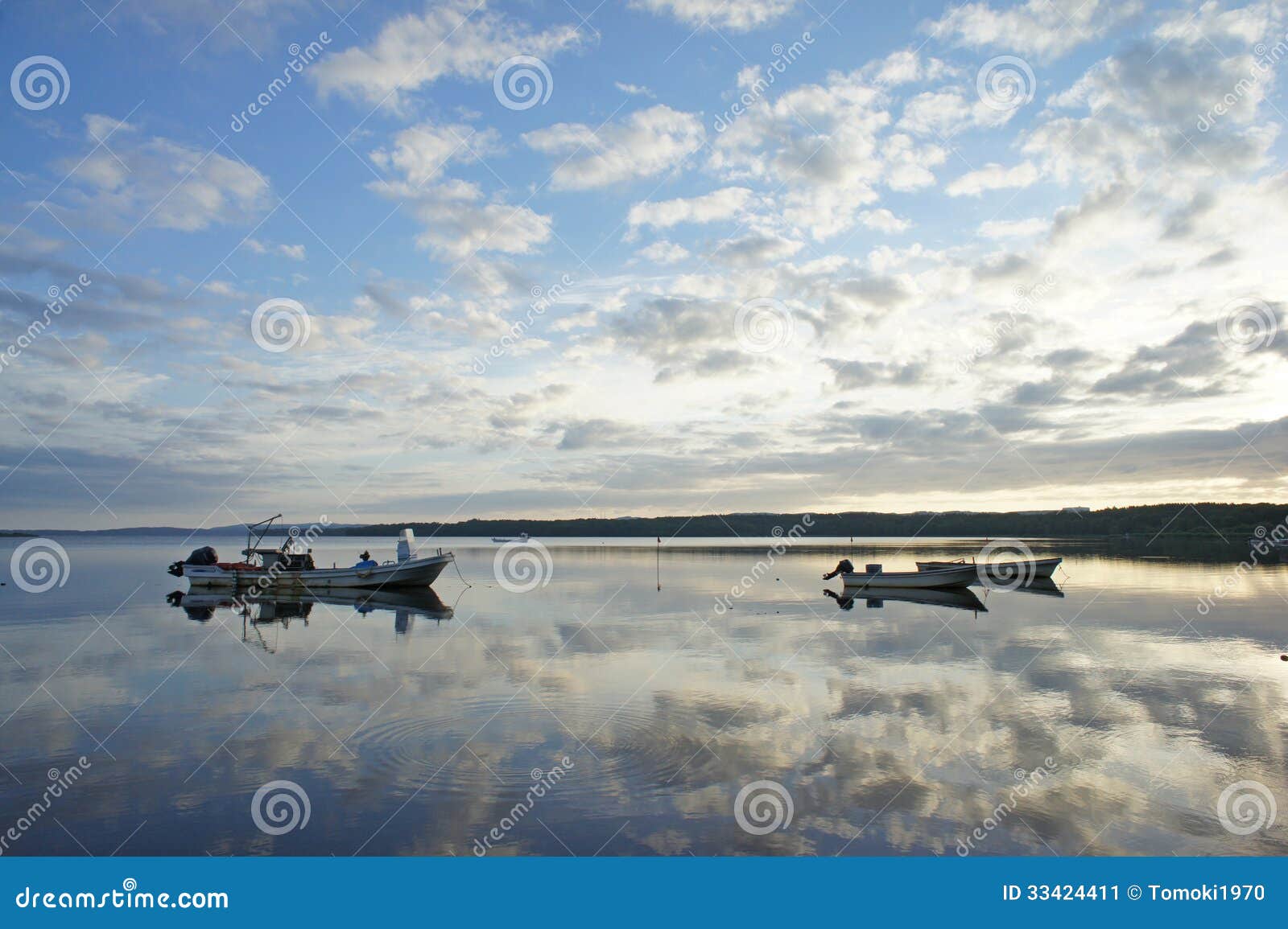 Lake View in the Early Morning Stock Image - Image of lake, morning ...