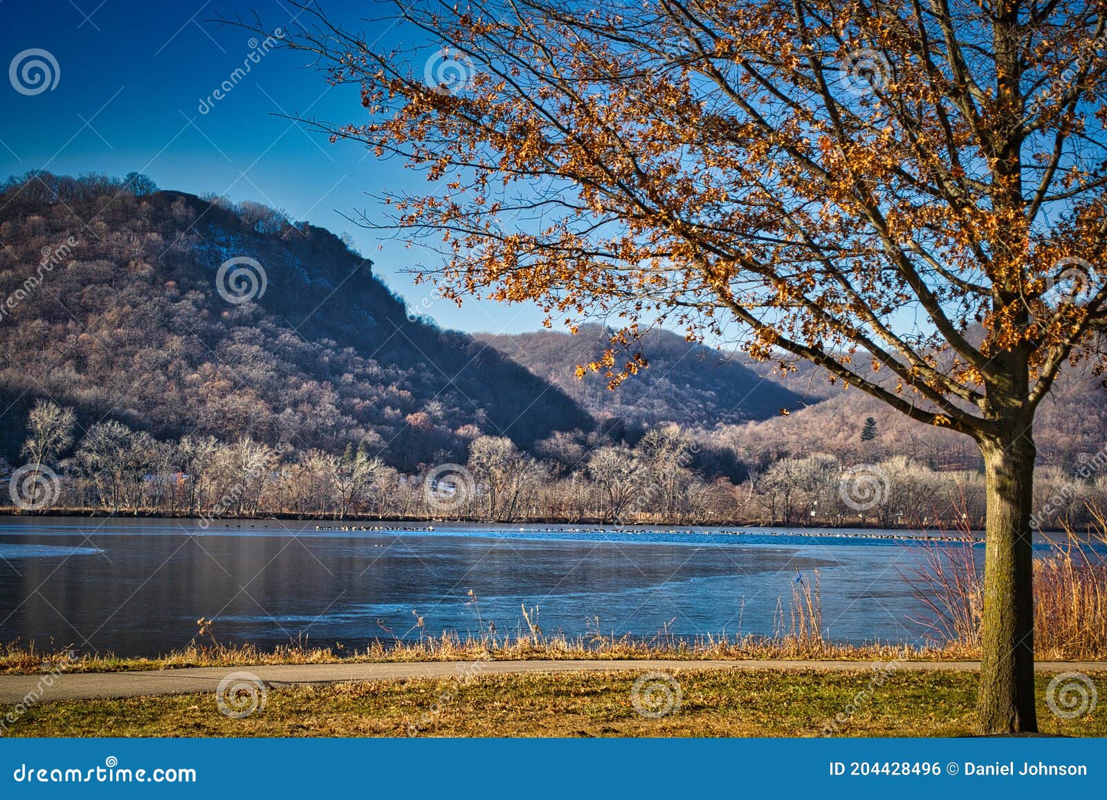 Lake Winona 1 stock photo. Image of cloud, mountain - 204428496