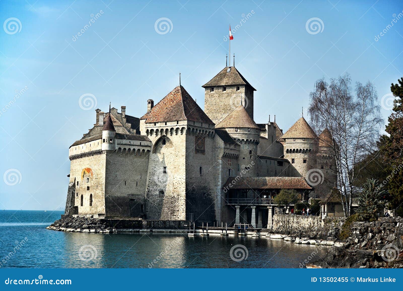 Lakeside Castle editorial image. Image of horizontal - 13502455