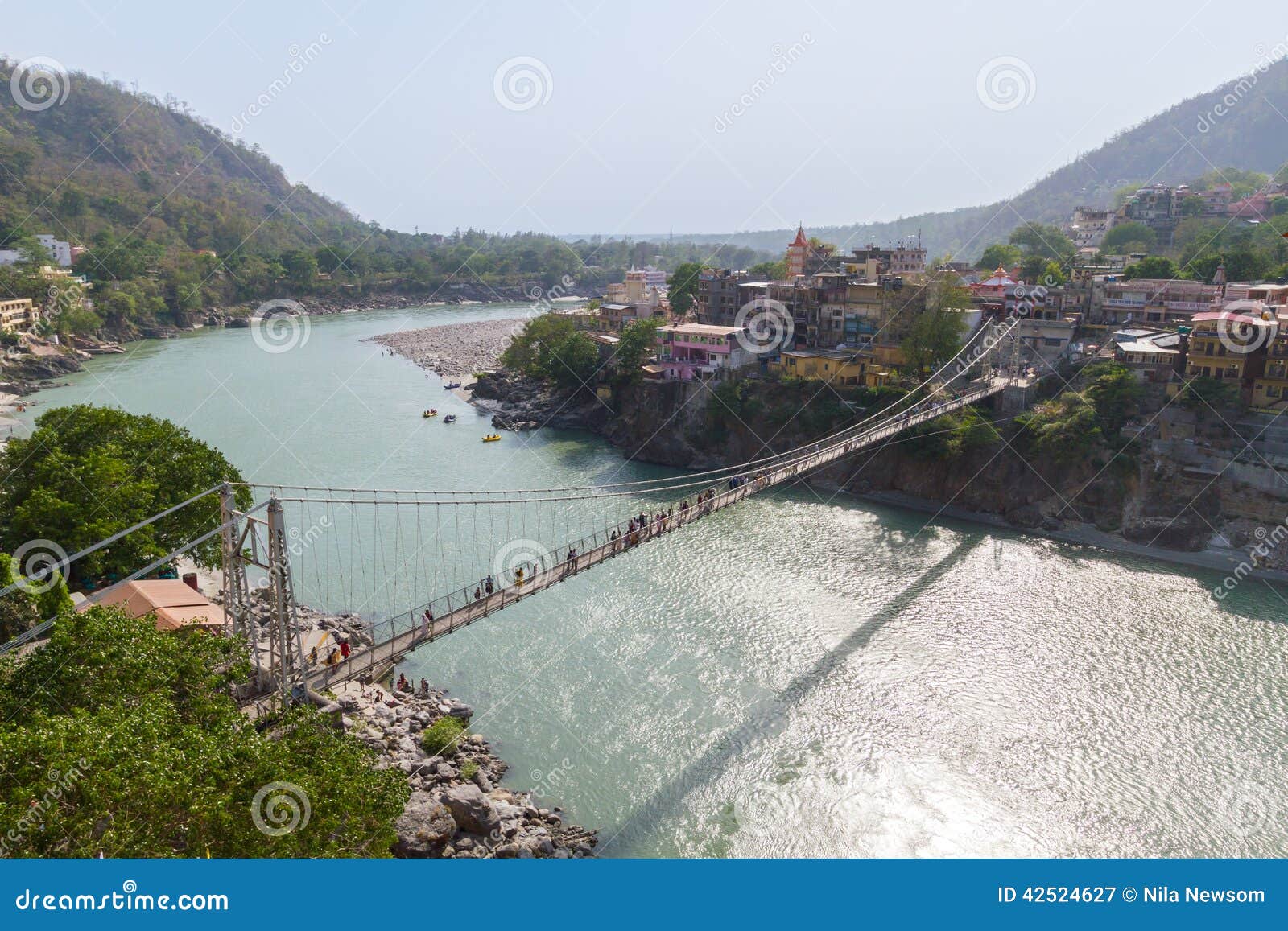The Lakshman Jhula Bridge in Rishikesh Editorial Photography - Image of ...