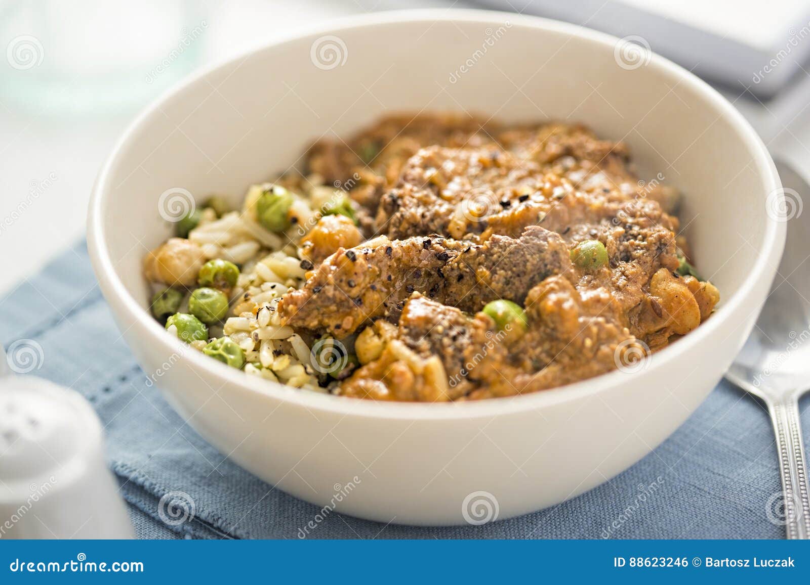Lamb Curry with Pea and Chickpeas Stock Photo - Image of bowl, asia ...