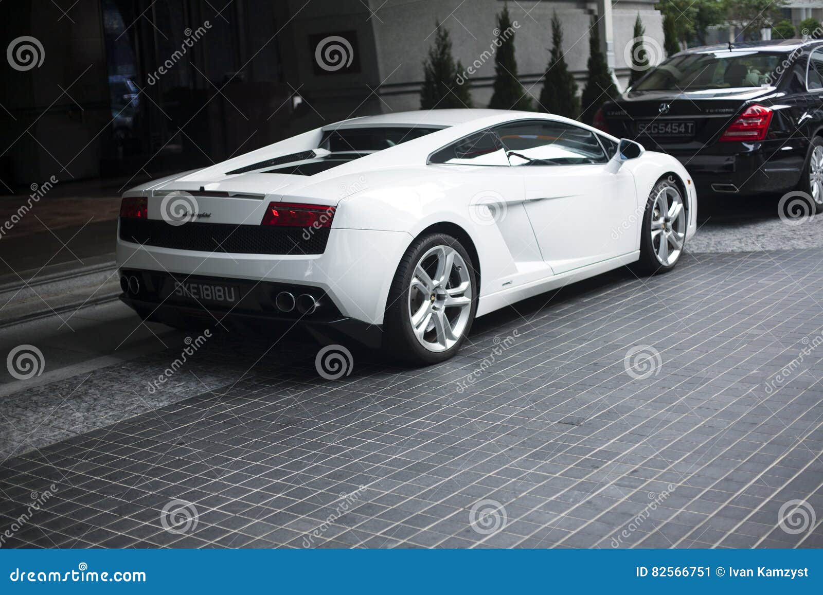 Lamborghini Diablo 2014 White Editorial Photo - Image of gasoline ...