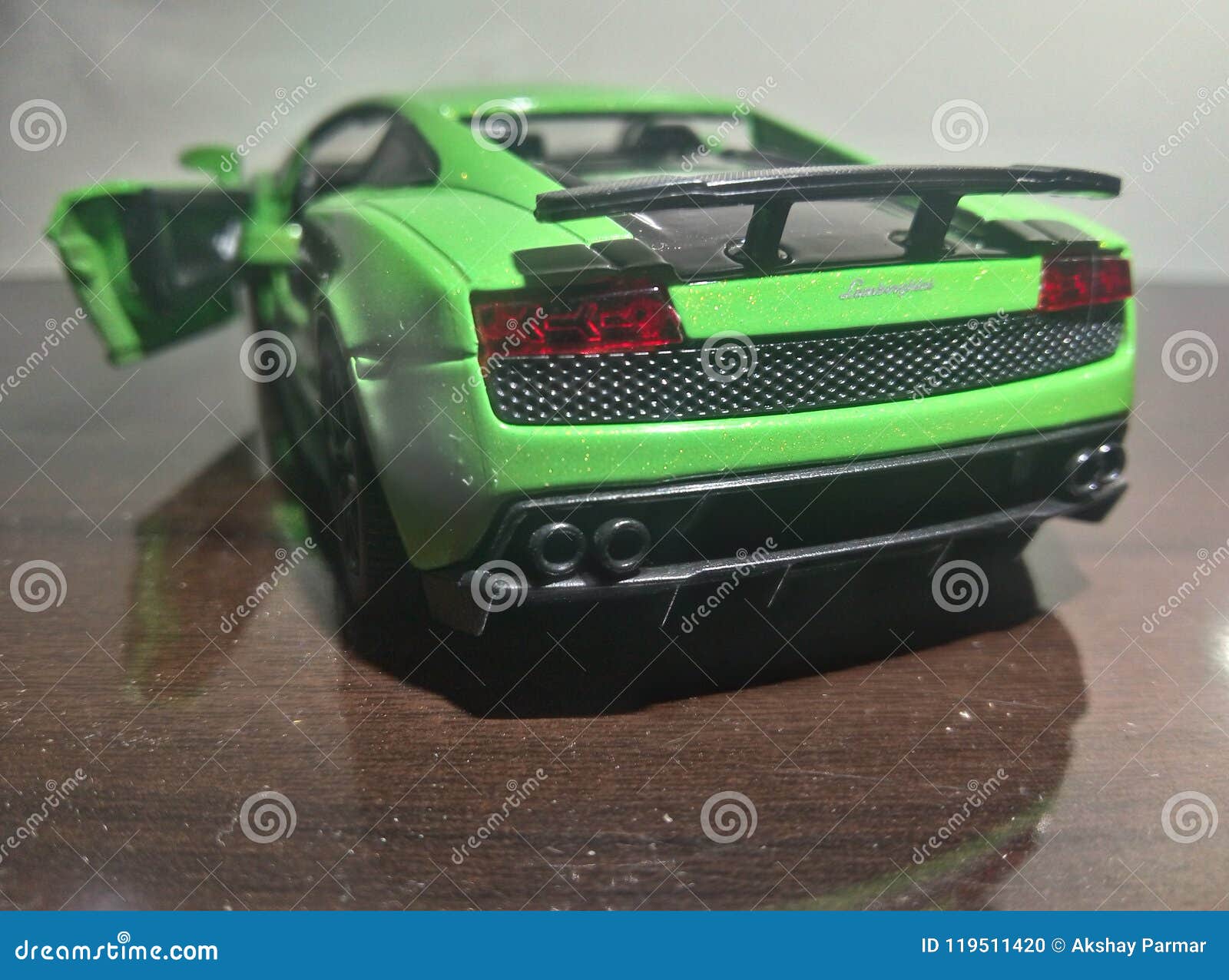 Lamborghini Gallardo Back Side Editorial Image - Image of back, side ...
