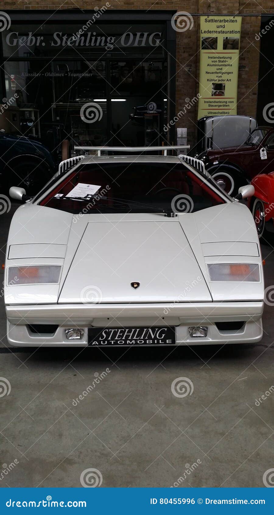 Lamborghini Oldtimer editorial photo. Image of remise - 80455996