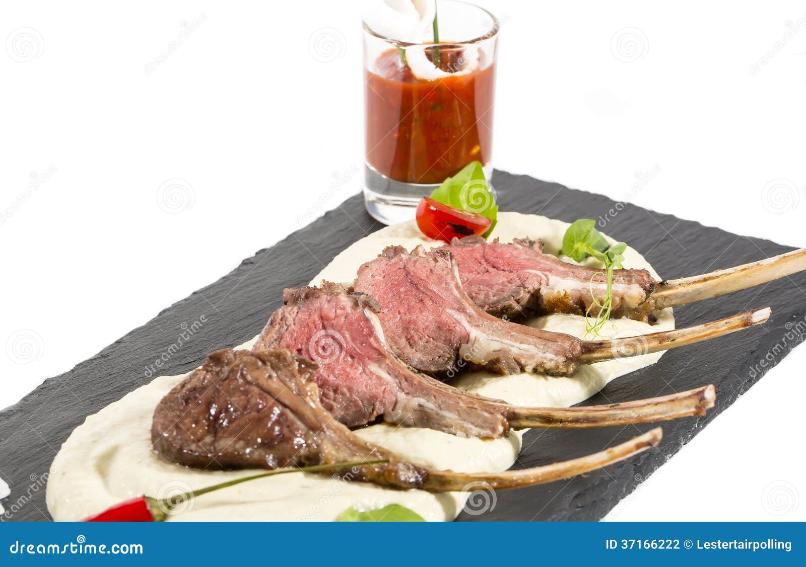 Lammrippen Gekocht Auf Dem Grill Stockfoto - Bild von essen ...