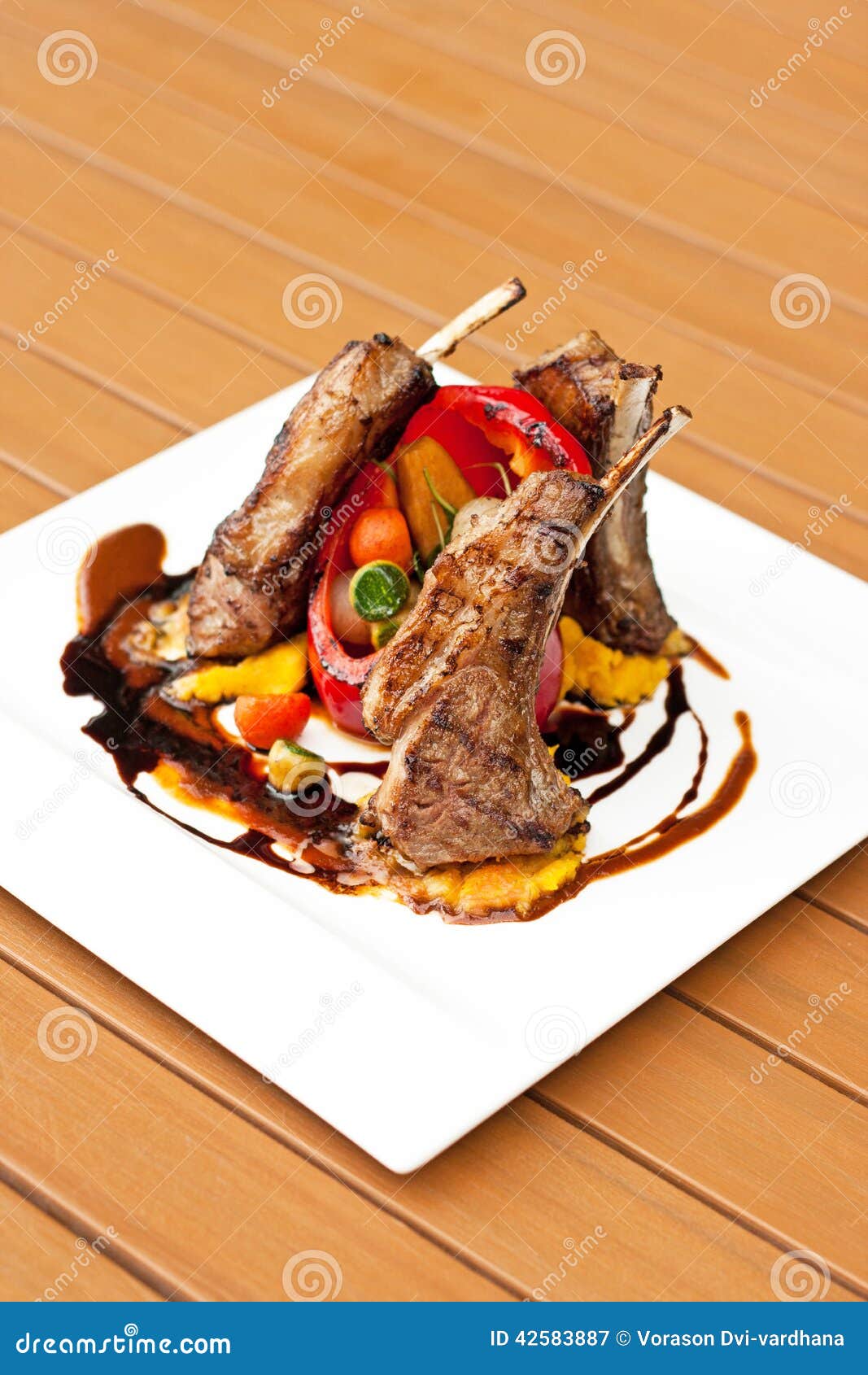 Lamp chop with sauce stock image. Image of limes, grill - 42583887