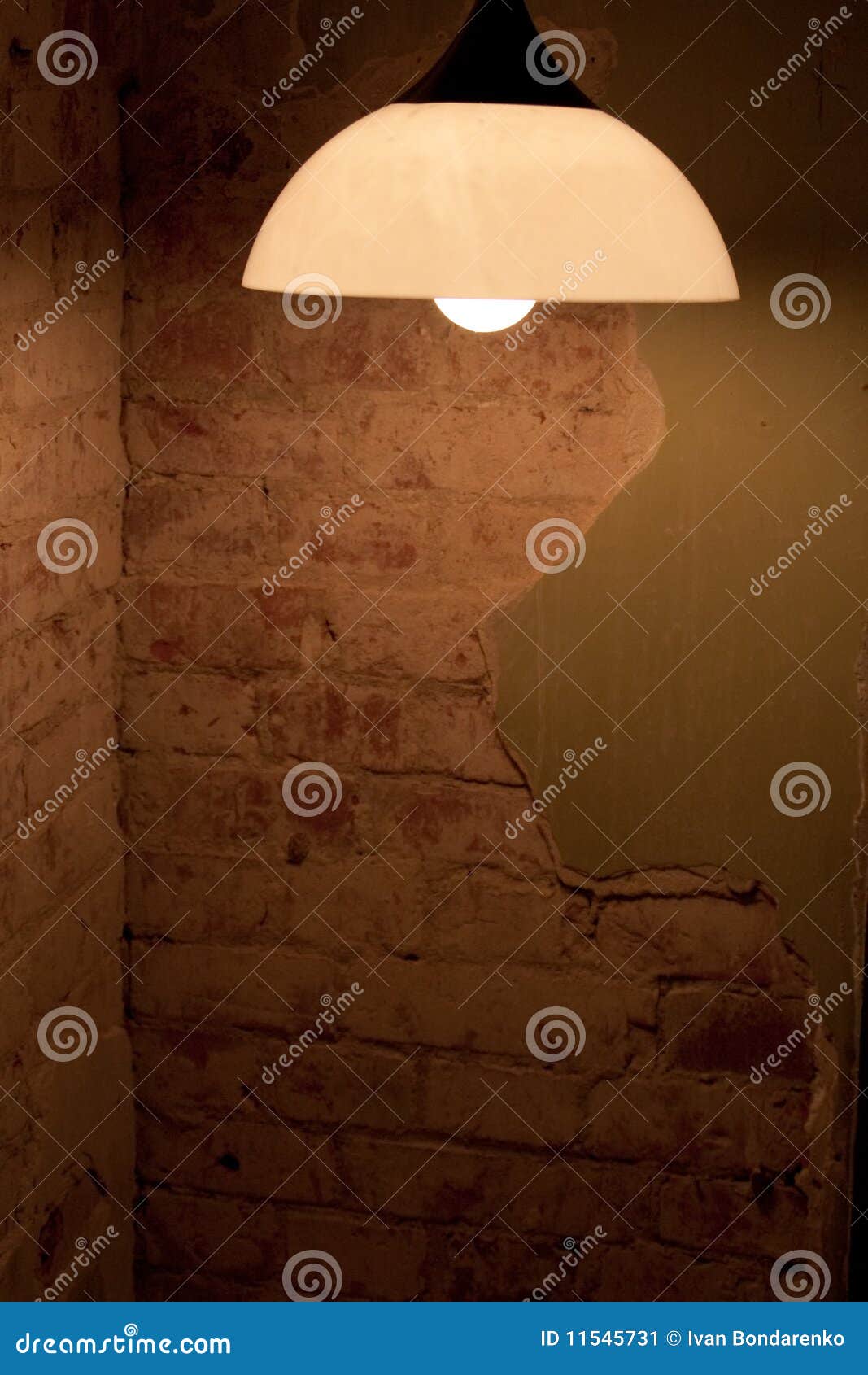 Lamp in dirty room stock image. Image of dark, poverty - 11545731