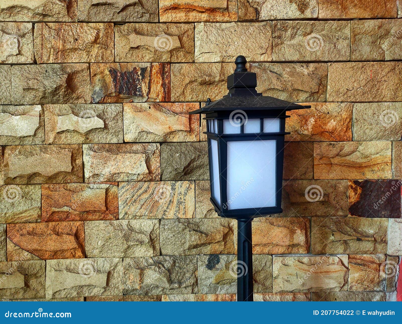 The Lamp in the Front of House Stock Photo - Image of wall, yellow ...