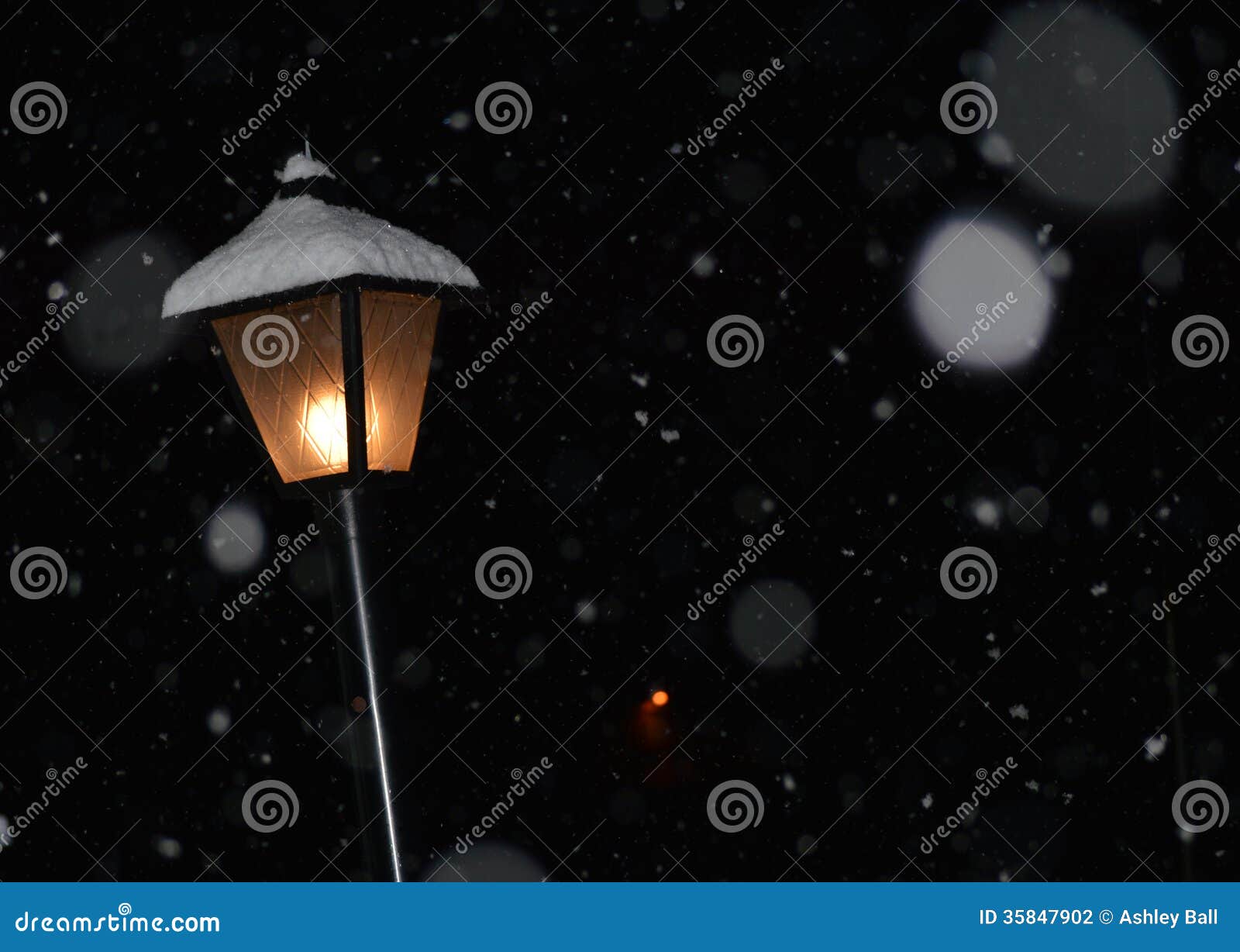 Lamp at night in the Snow stock photo. Image of night - 35847902