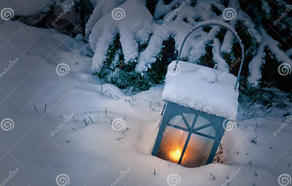 Lamp in the snow stock image. Image of winter, heat - 299945819