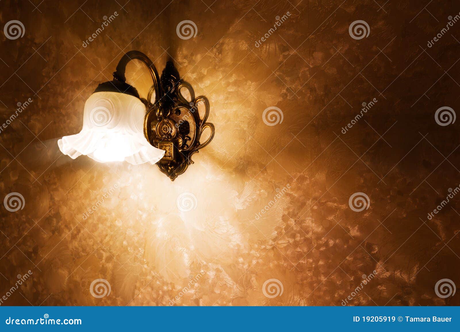 Lamp and wallpaper texture stock image. Image of decor - 19205919