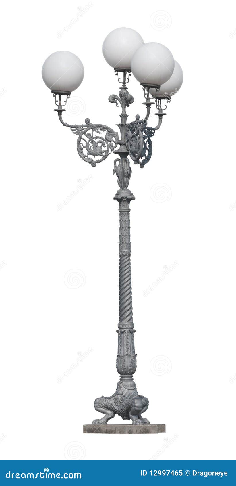 Lampadaire De Rue Avec Quatre Lampes Image stock - Image du lampadaire ...