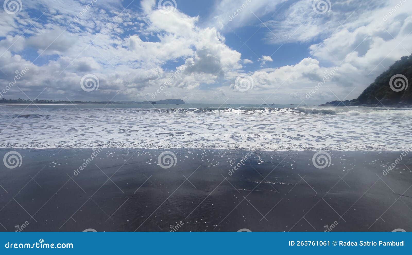 Lampon Beach Banyuwangi stock image. Image of wave, horizon - 265761061