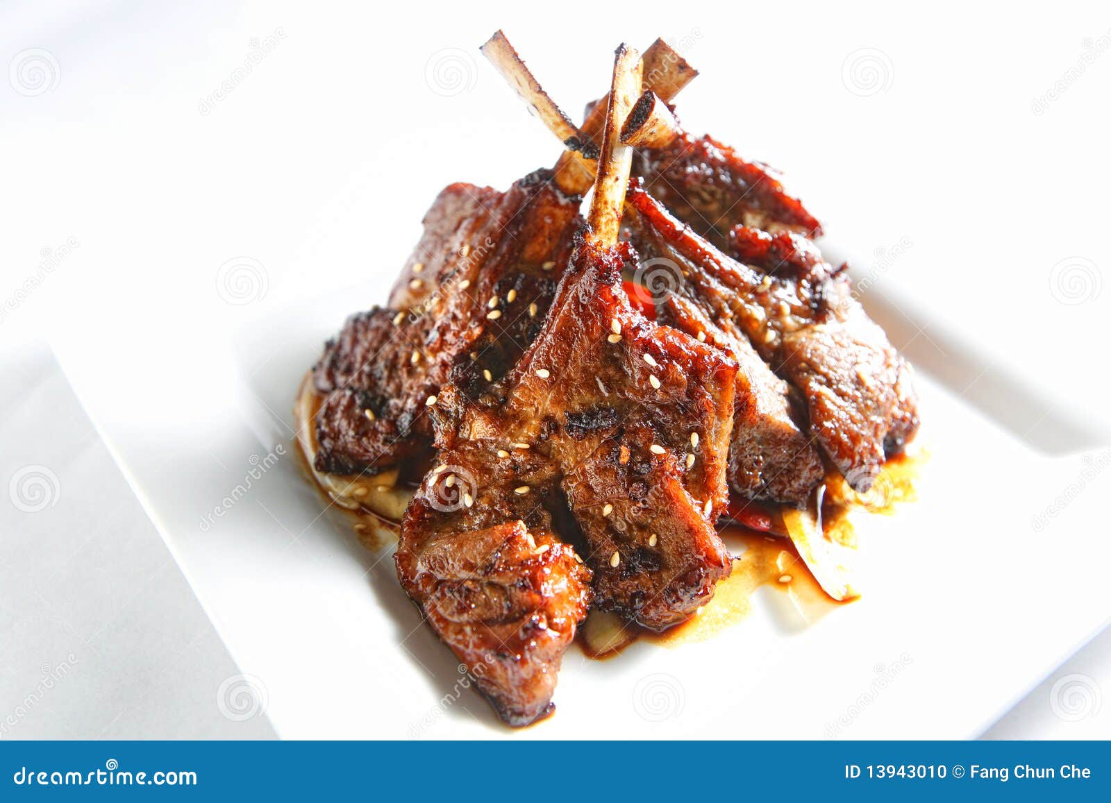 Lamskotelet stock foto. Image of saus, gastronomisch - 13943010