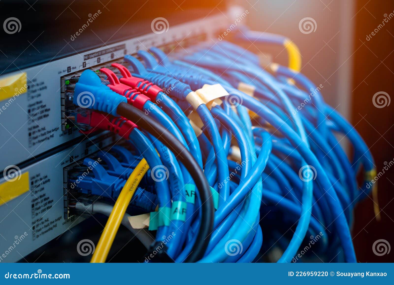 LAN stockfoto. Bild von informationen, netz, verbindung - 226959220