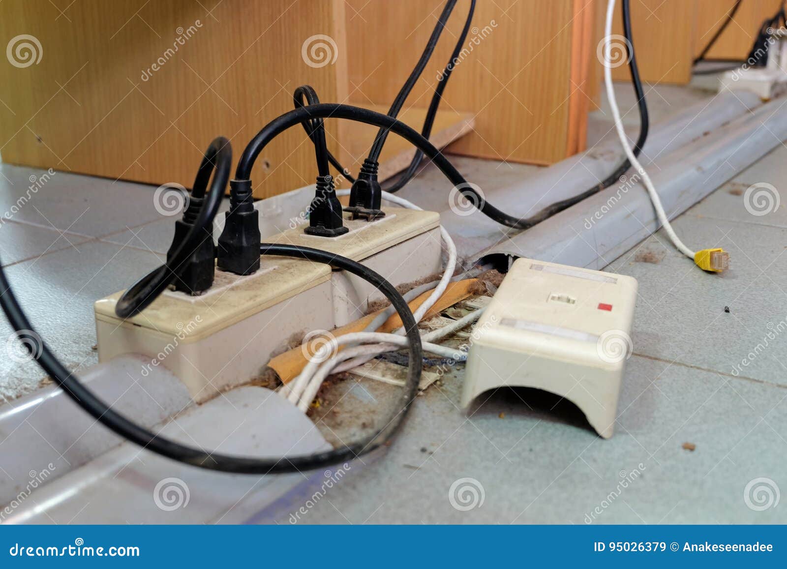 Lan outlet broken stock image. Image of connection, connect - 95026379