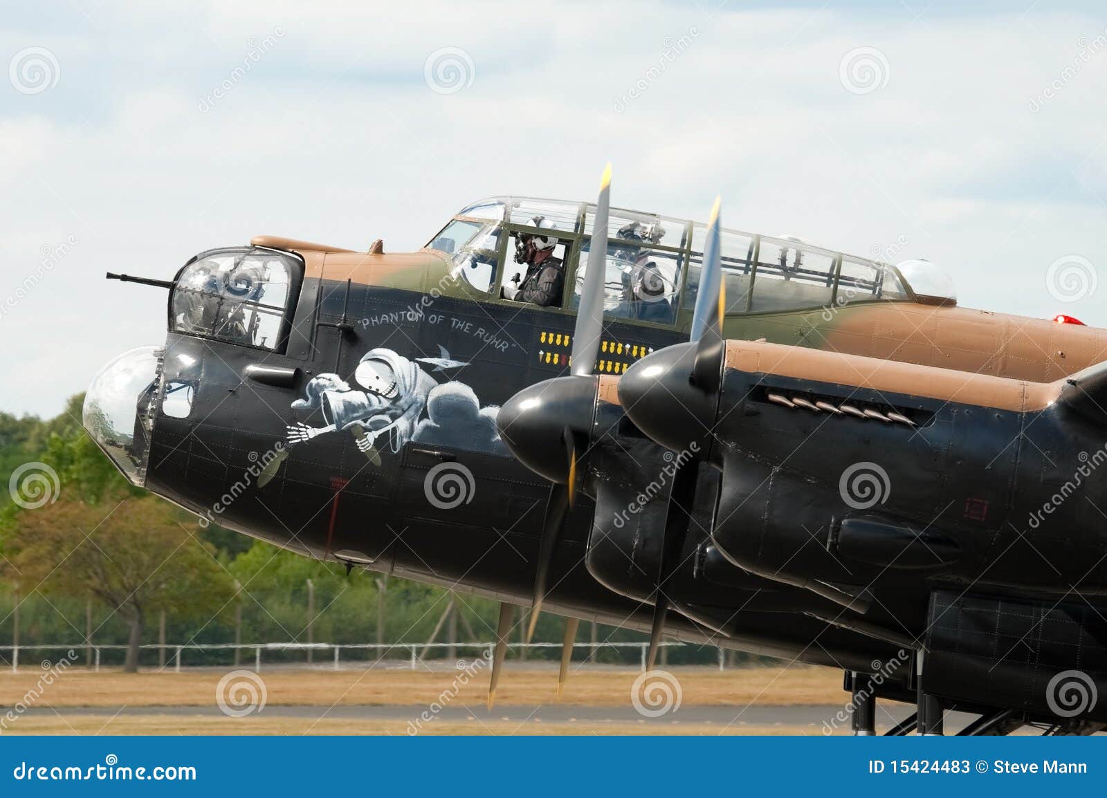 Lancaster bomber editorial stock photo. Image of aviation - 15424483