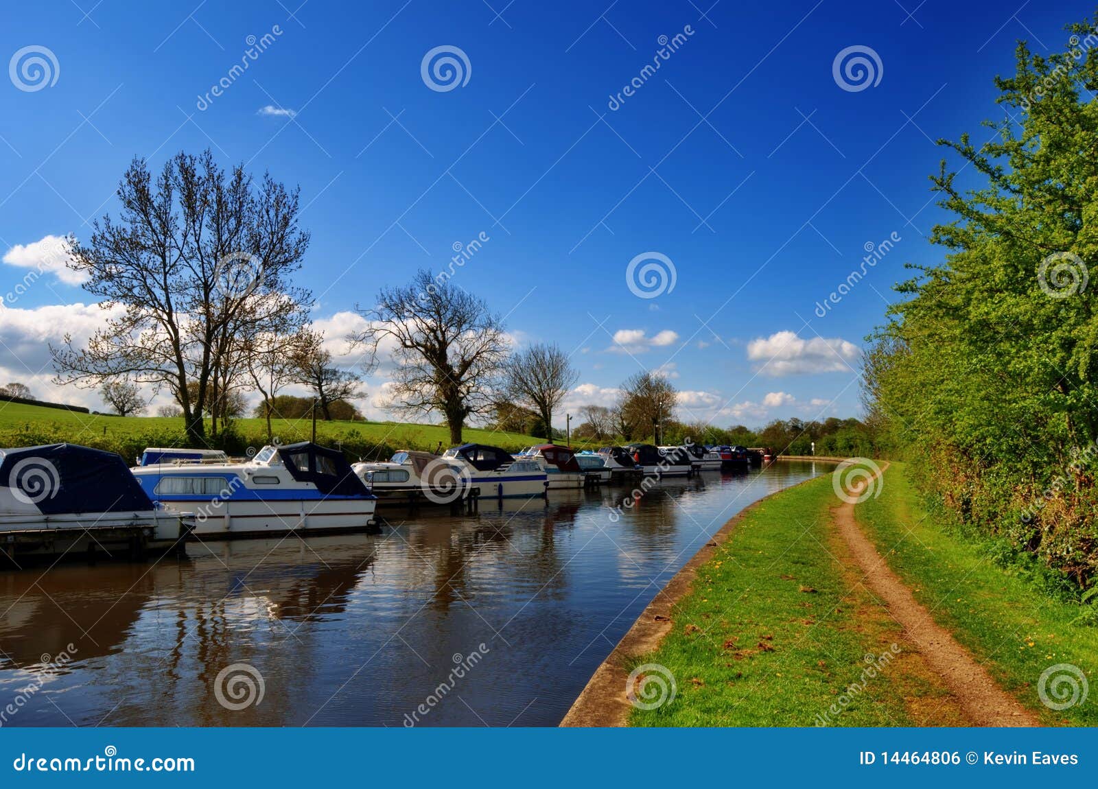 Lancaster canal, Galgate stock photo. Image of boat, vacation - 14464806
