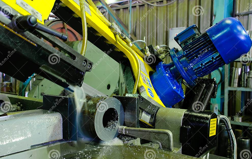 Lance cutting metal stock image. Image of tool, lathe - 15891311