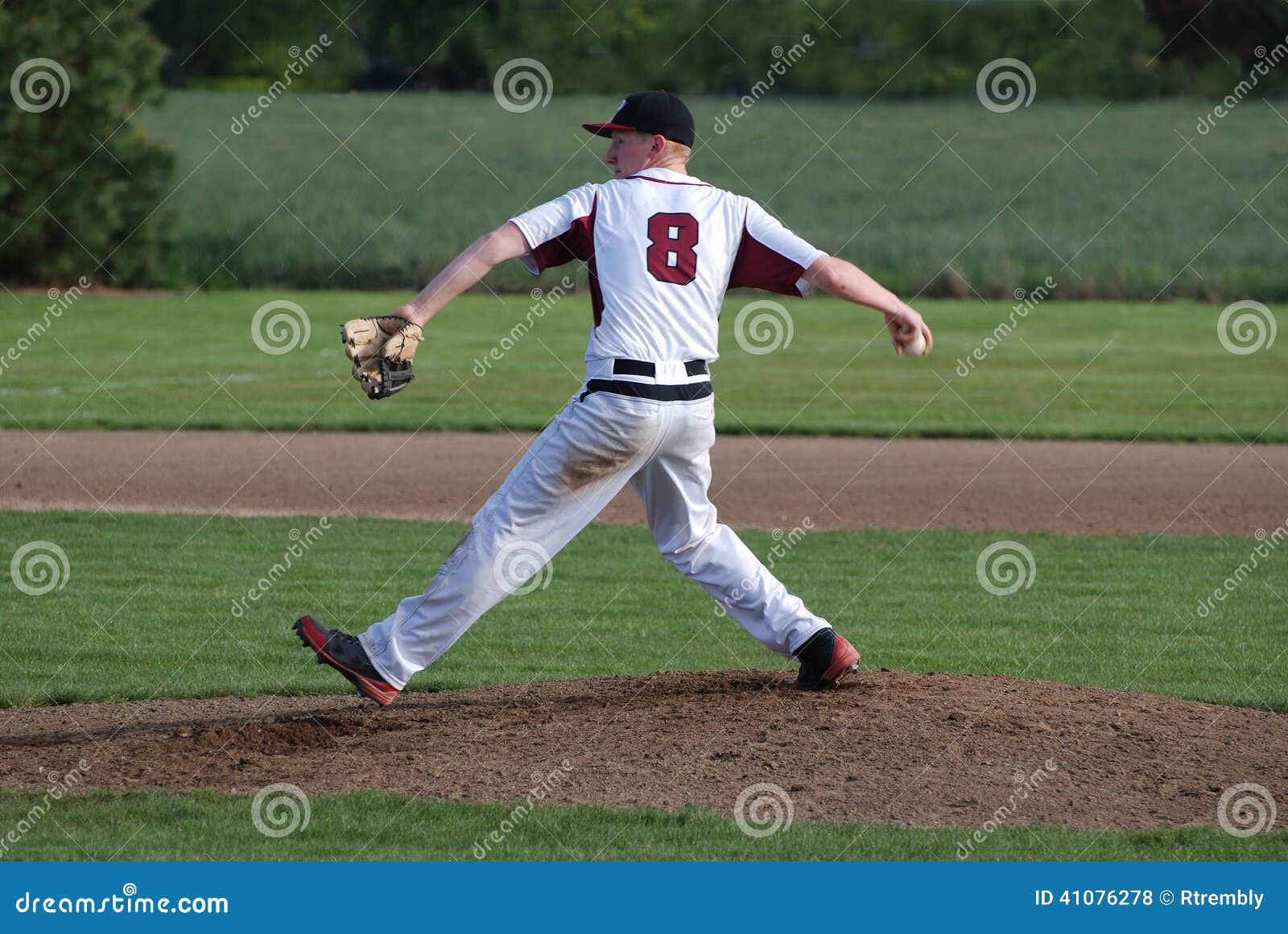 Lanciatore Di Baseball Della High School Fotografia Stock - Immagine di ...