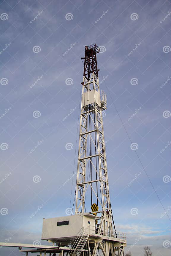 Land-based steel rig stock image. Image of industrial - 20051913