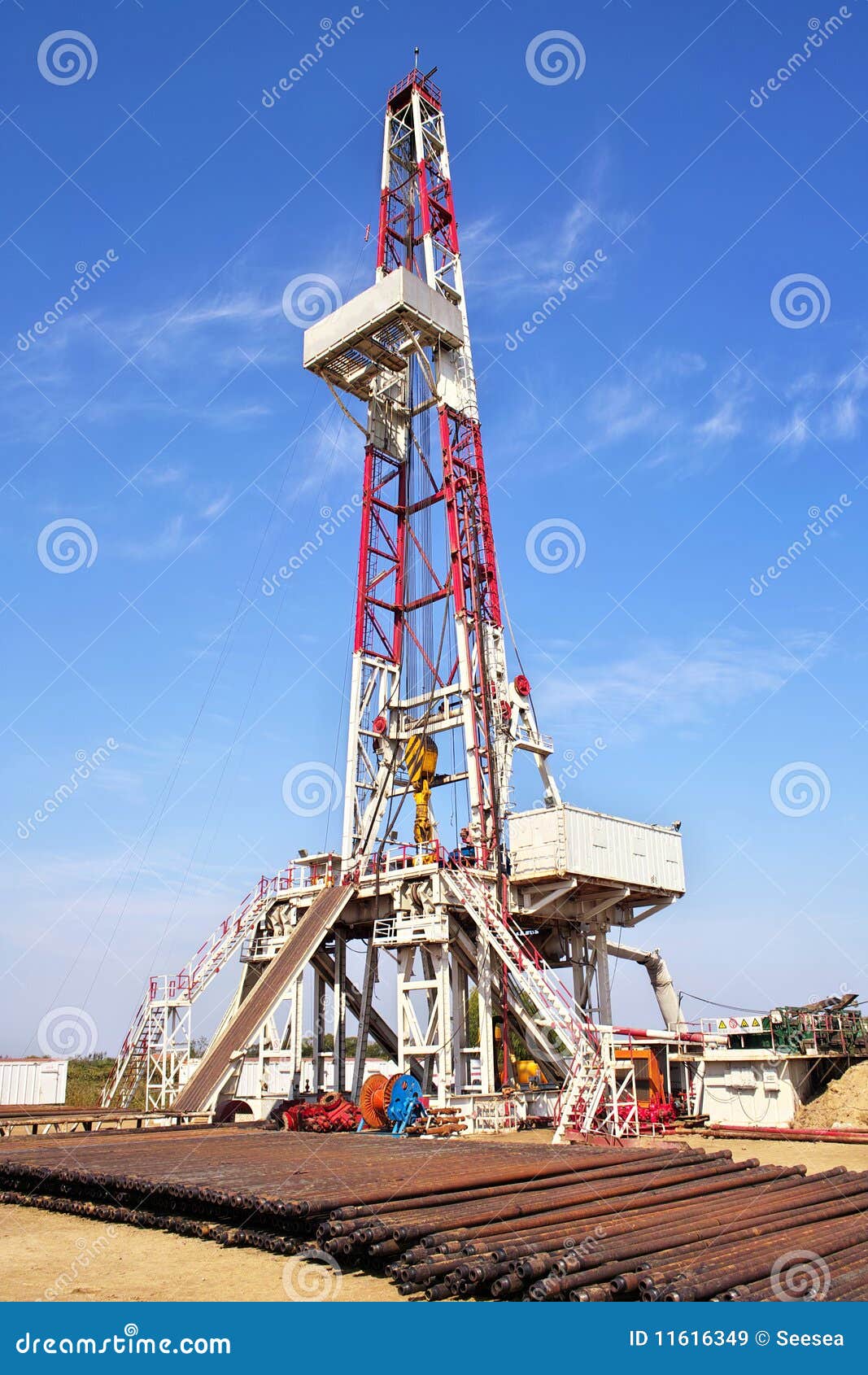 Land drilling rig stock image. Image of china, outdoors - 11616349