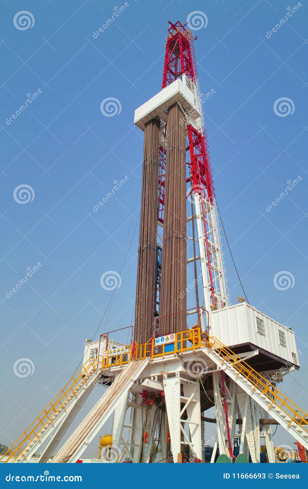 Land drilling rig stock image. Image of drilling, working - 11666693