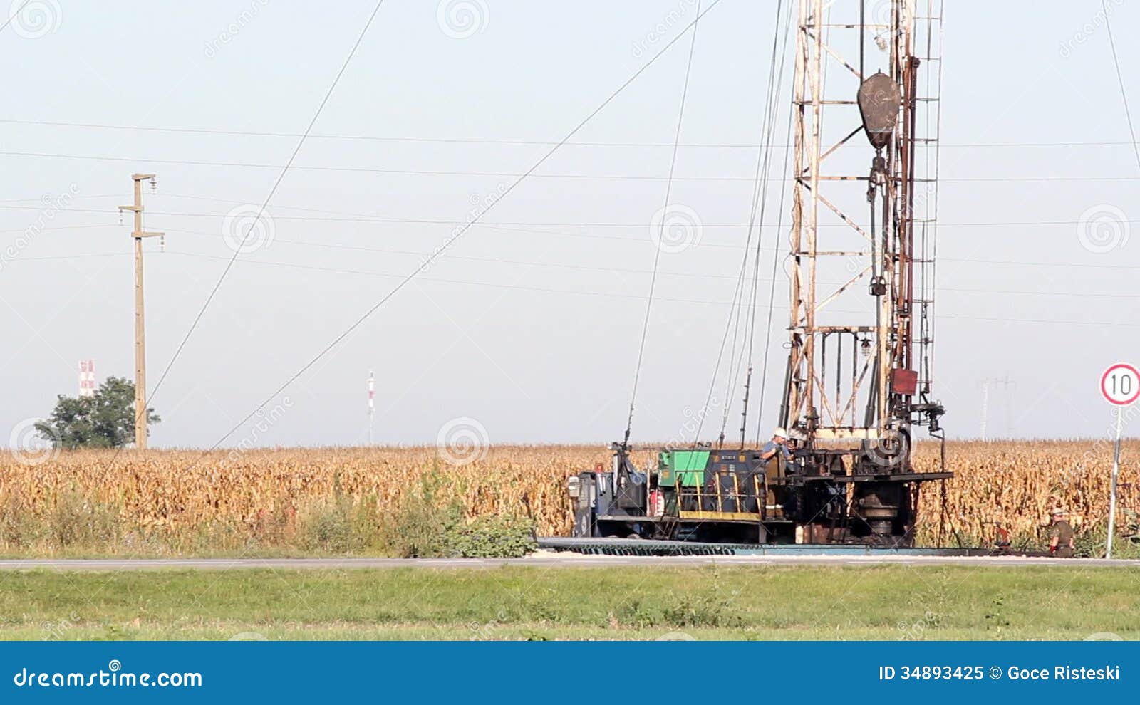 Land Drilling Rig and Workers Stock Video Footage - Video of ...