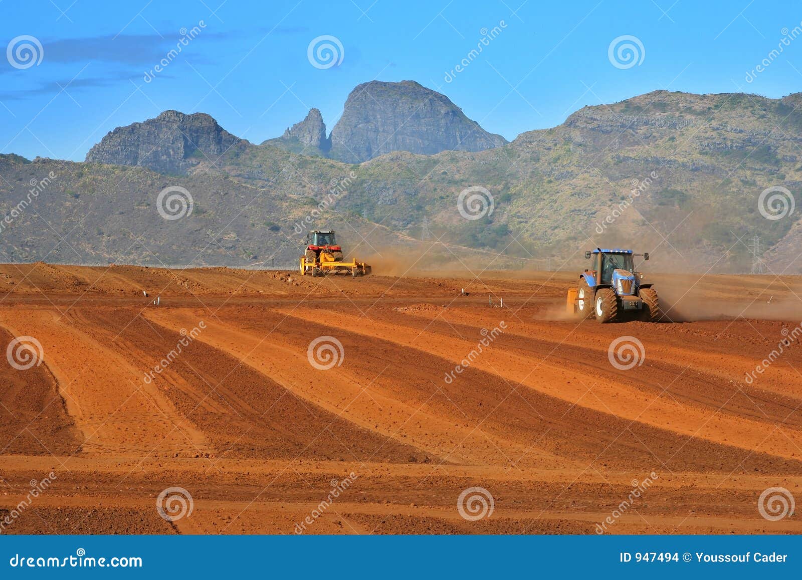 Land Levelling stock photo. Image of farmland, mechanical - 947494