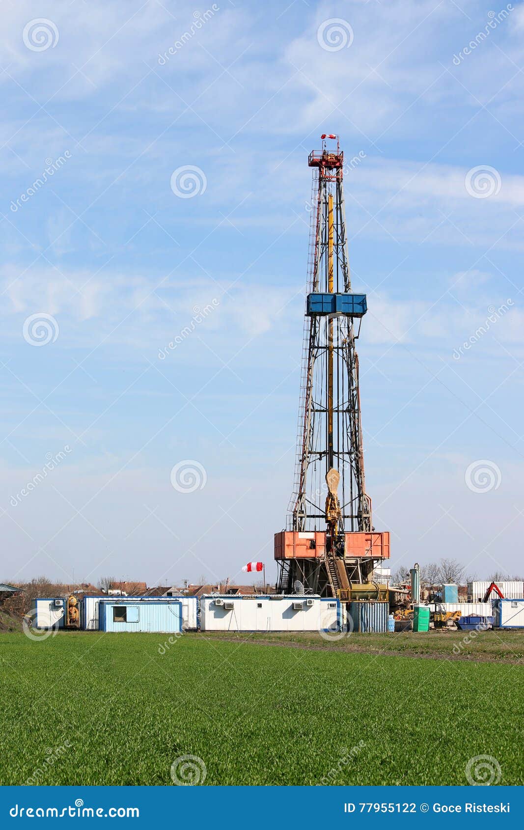Land oil drilling rig stock photo. Image of industry - 77955122