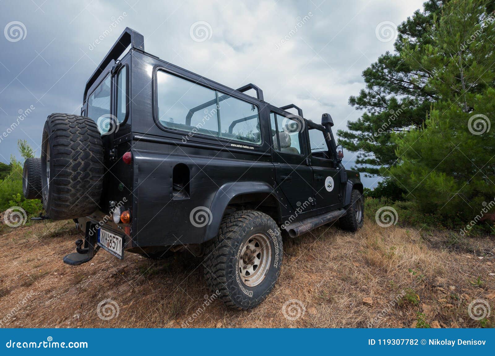 Land Rover Defender 110 Suv Editorial Photography - Image of journey ...
