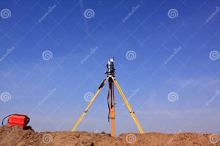 Land Surveyor Total Station Stock Photo - Image of field, global: 19319364
