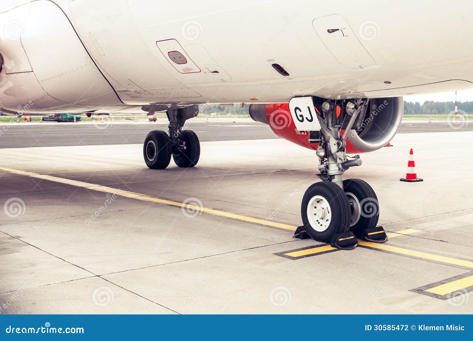 Landing Gear and Undercarriage of a Jet Airplane, Parked Stock Photo ...
