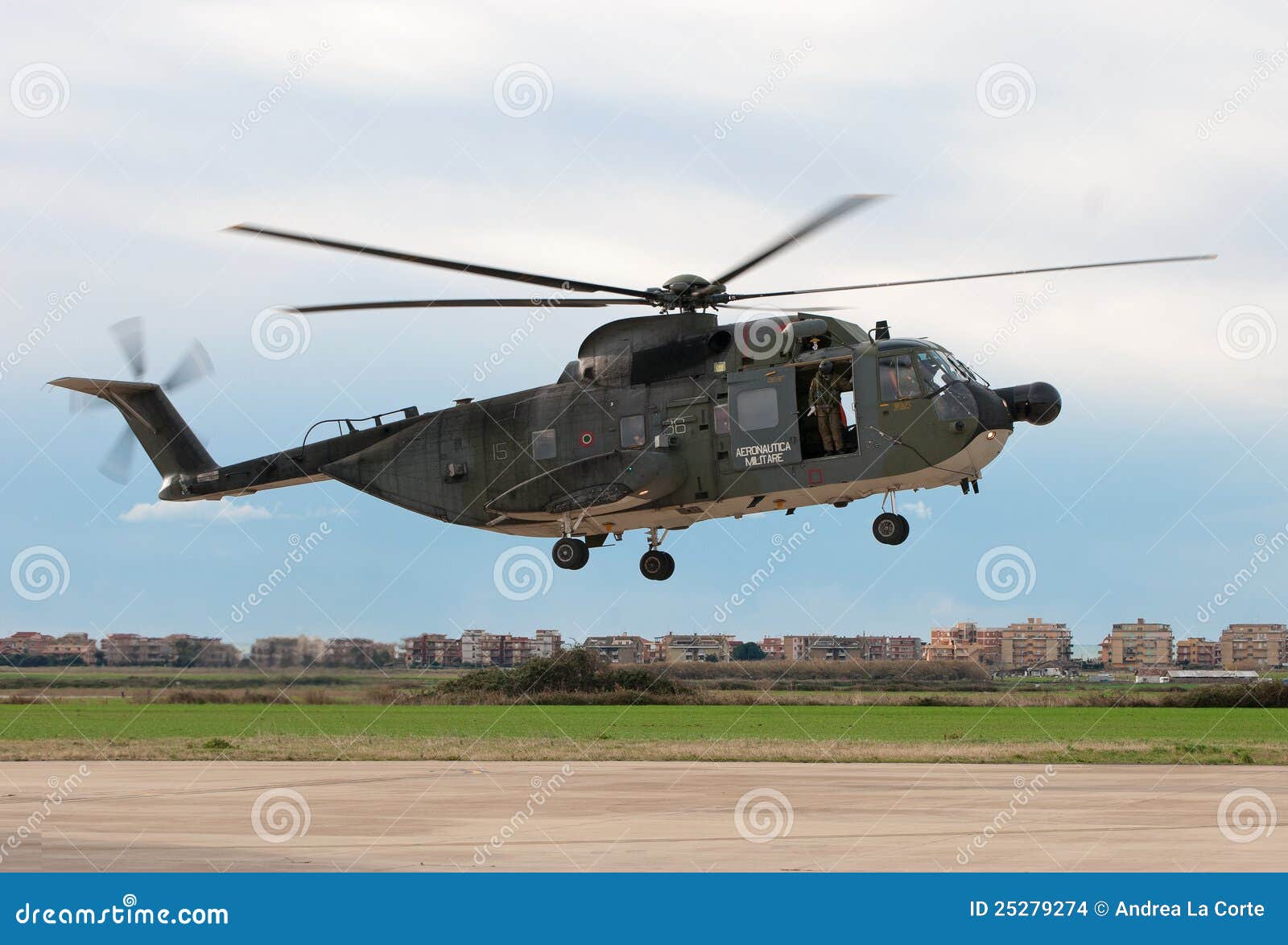 Landing helicopter editorial stock image. Image of ghimbav - 25279274