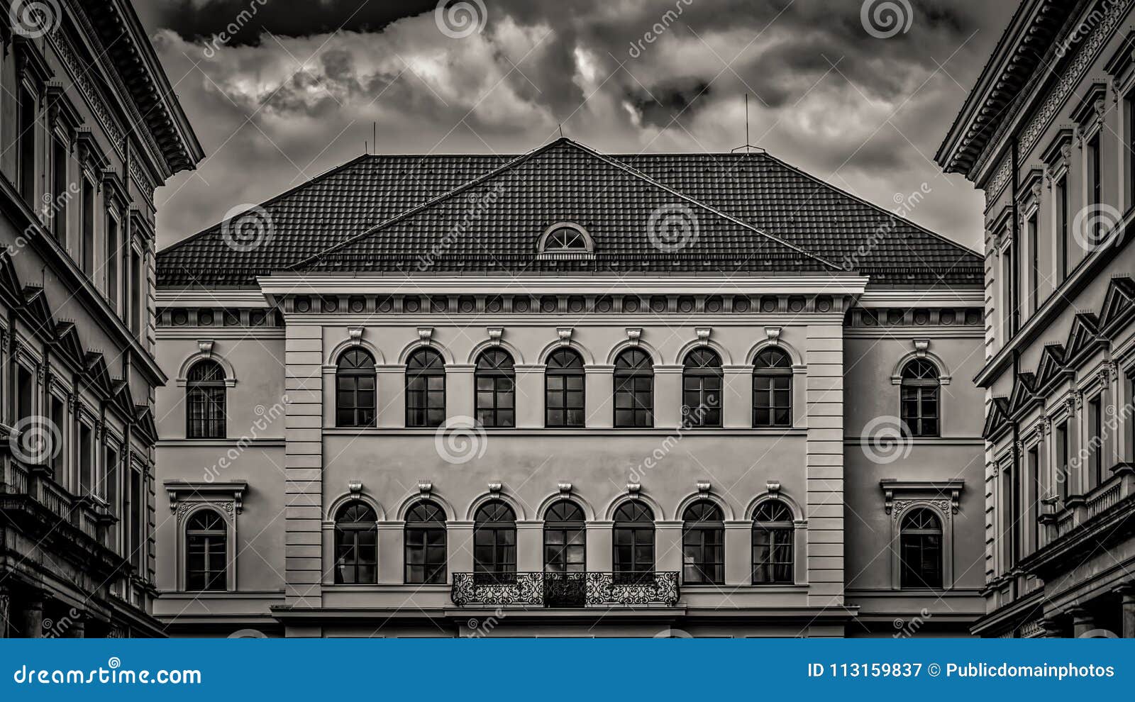 Landmark, Building, Black And White, Classical Architecture Picture ...