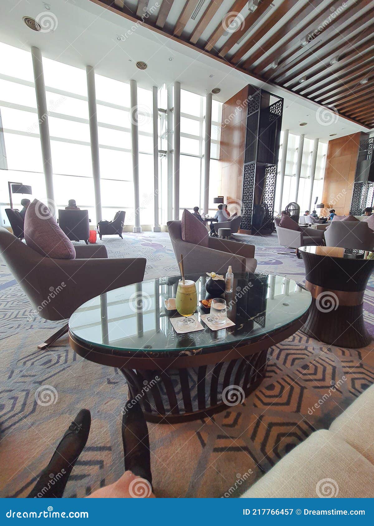 Landmark 72 Hanoi Bar Coffee Restaurant Editorial Photography - Image ...