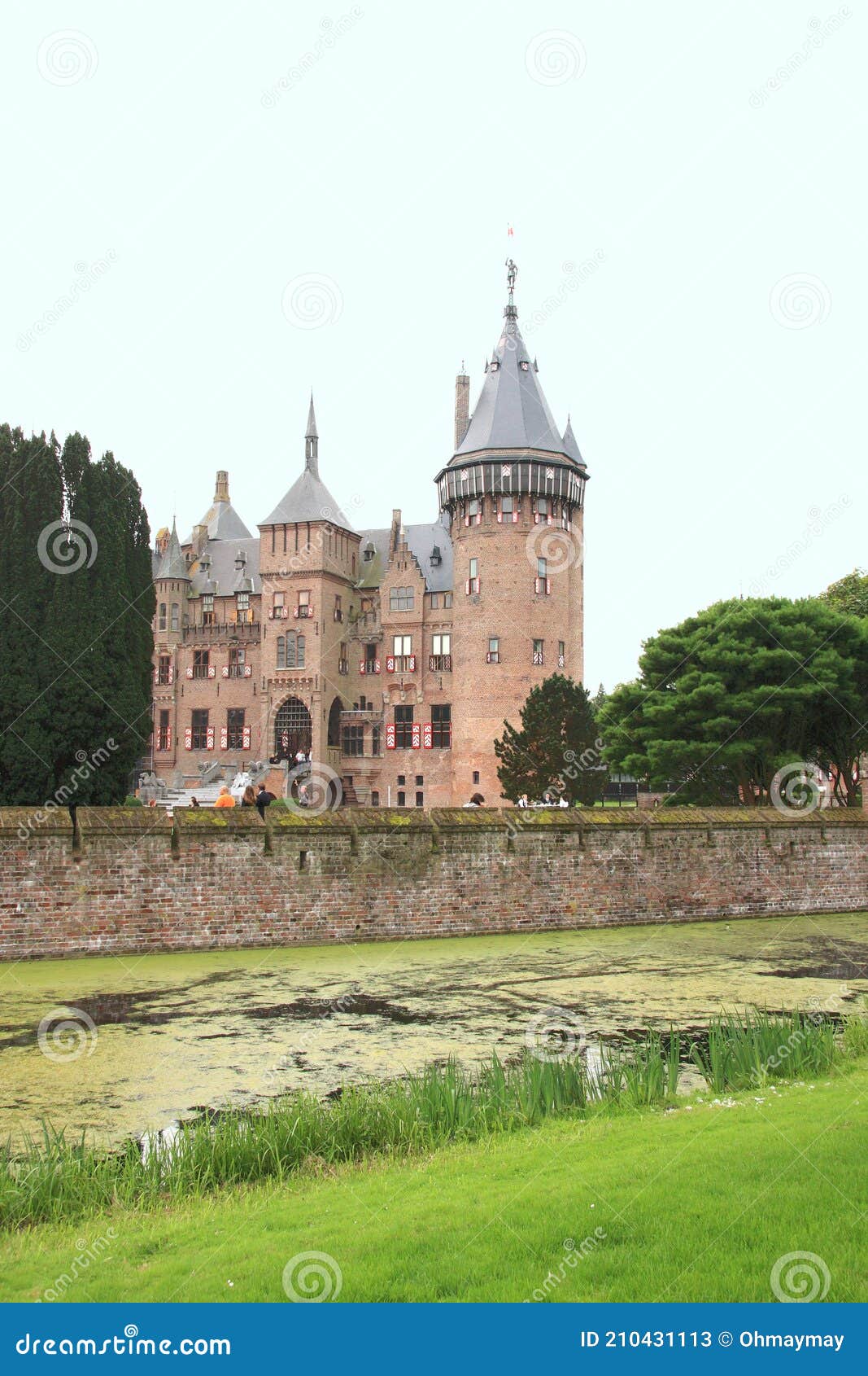 Castle de Haar in Utrecht editorial stock photo. Image of chateau ...