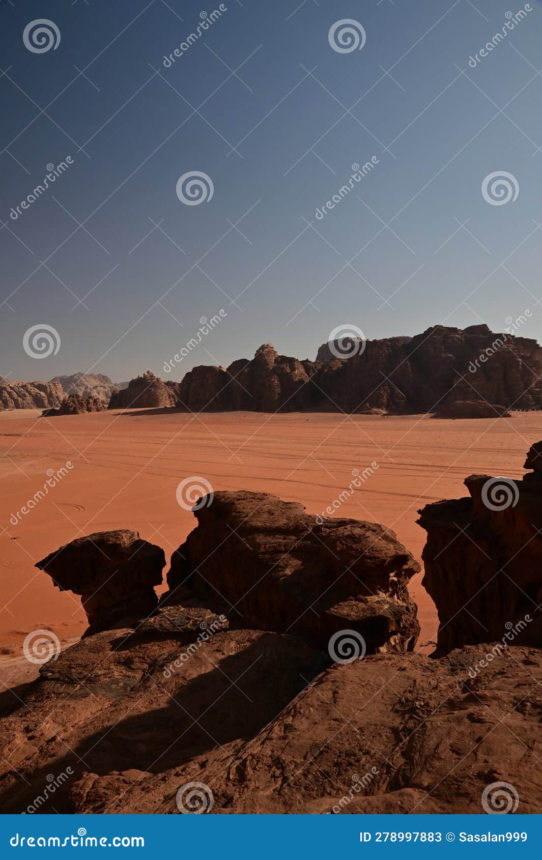Landmarks of Jordan - Wadi Rum Stock Image - Image of asia, rock: 278997883
