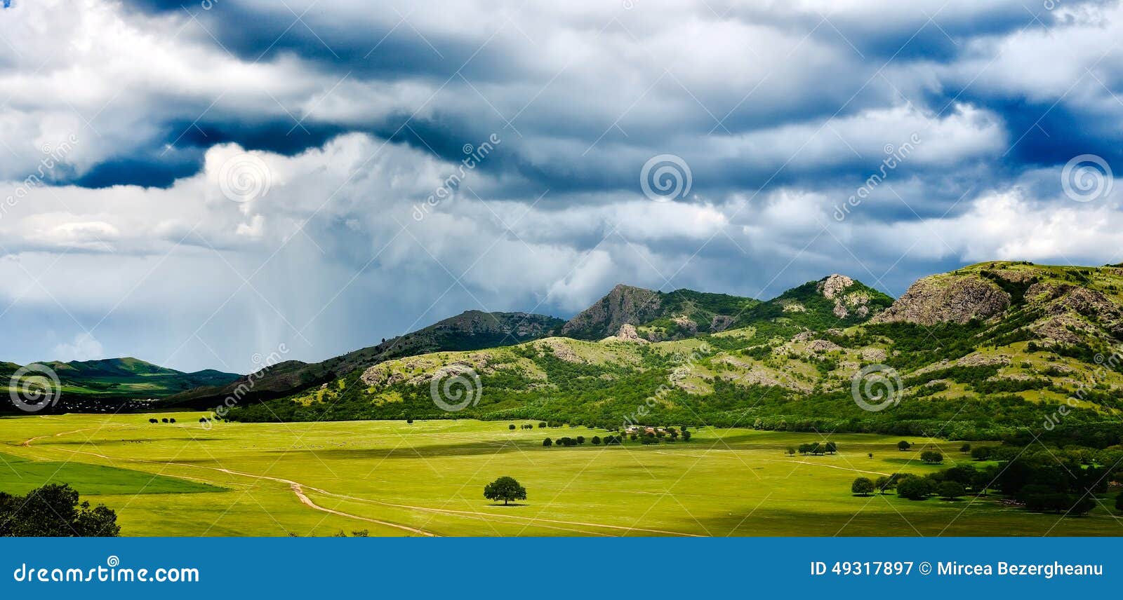 Beautiful Cloudy Overcast Day Sky Texture Stock Image | CartoonDealer ...
