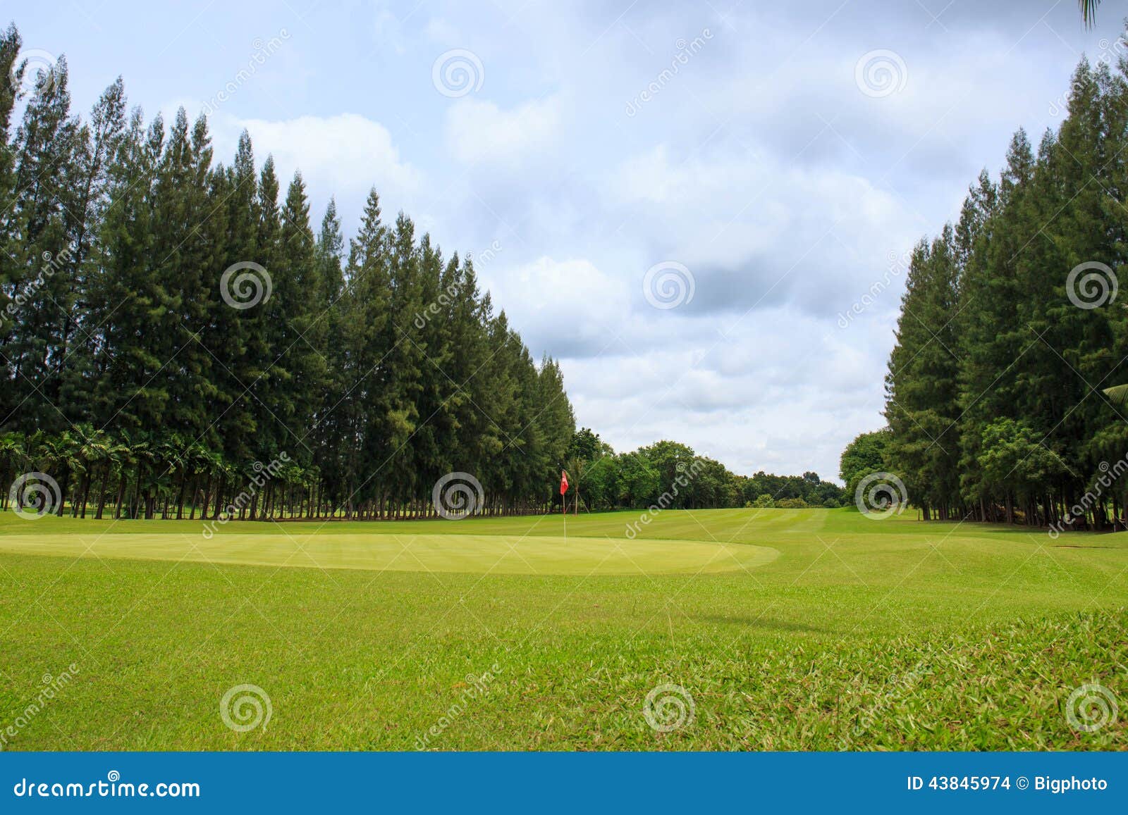 Landscape of a Beautiful Green Golf Course with Sky Stock Photo - Image ...