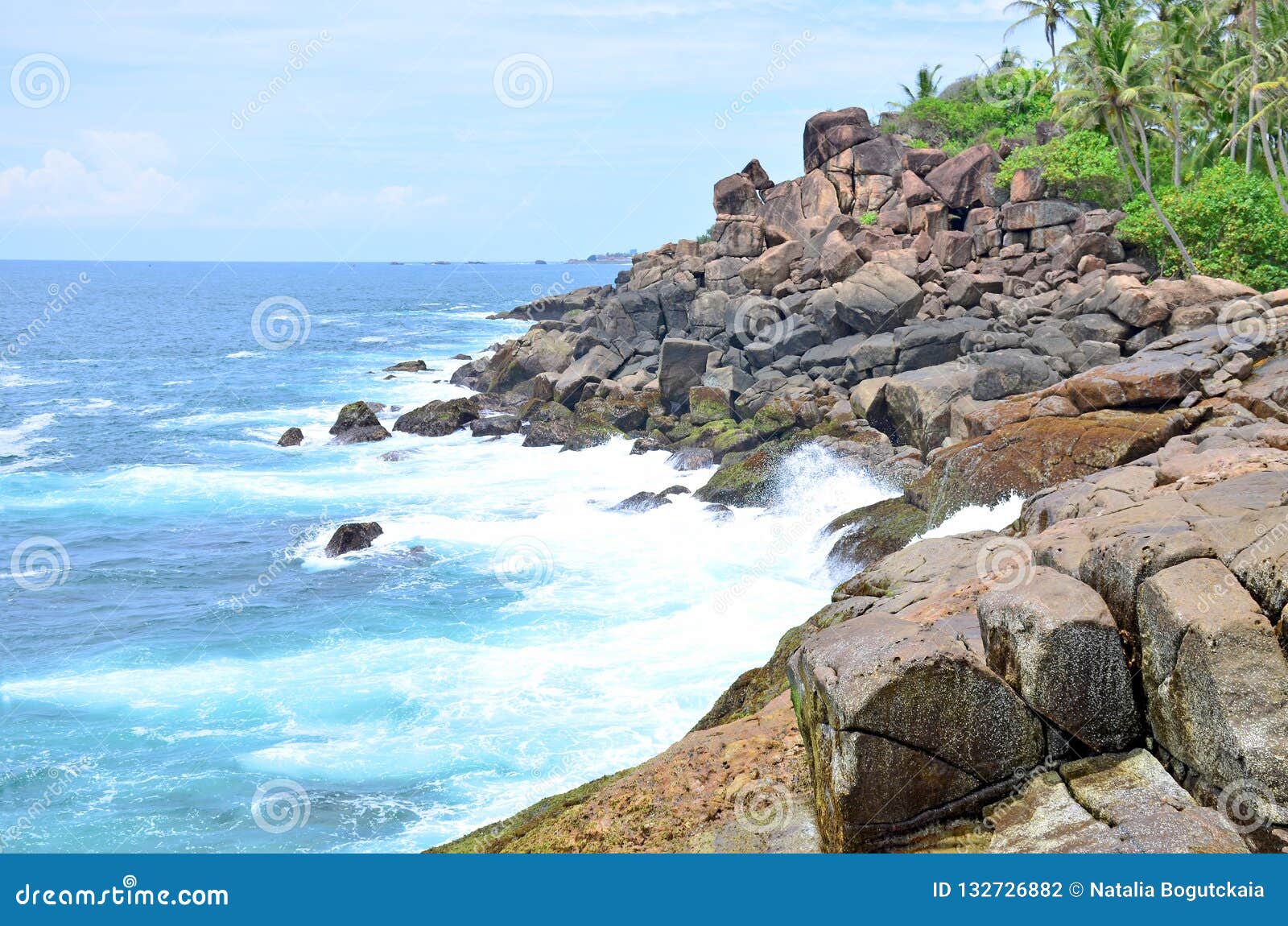 Landscape the Coast of a Wave of the Ocean Break Against Stones Stock ...