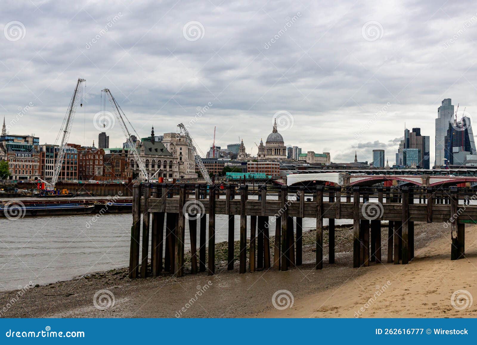 Landscape of Lambeth Bridge Over the River Thames, London Stock Image ...