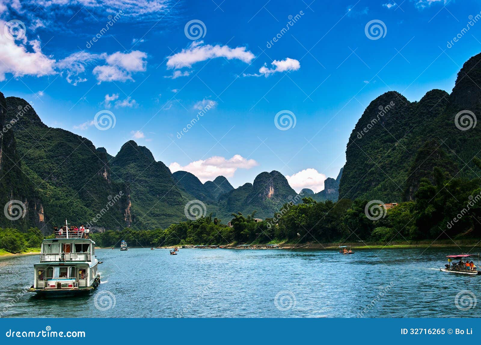 Landscape of li jiang stock image. Image of holidays - 32716265