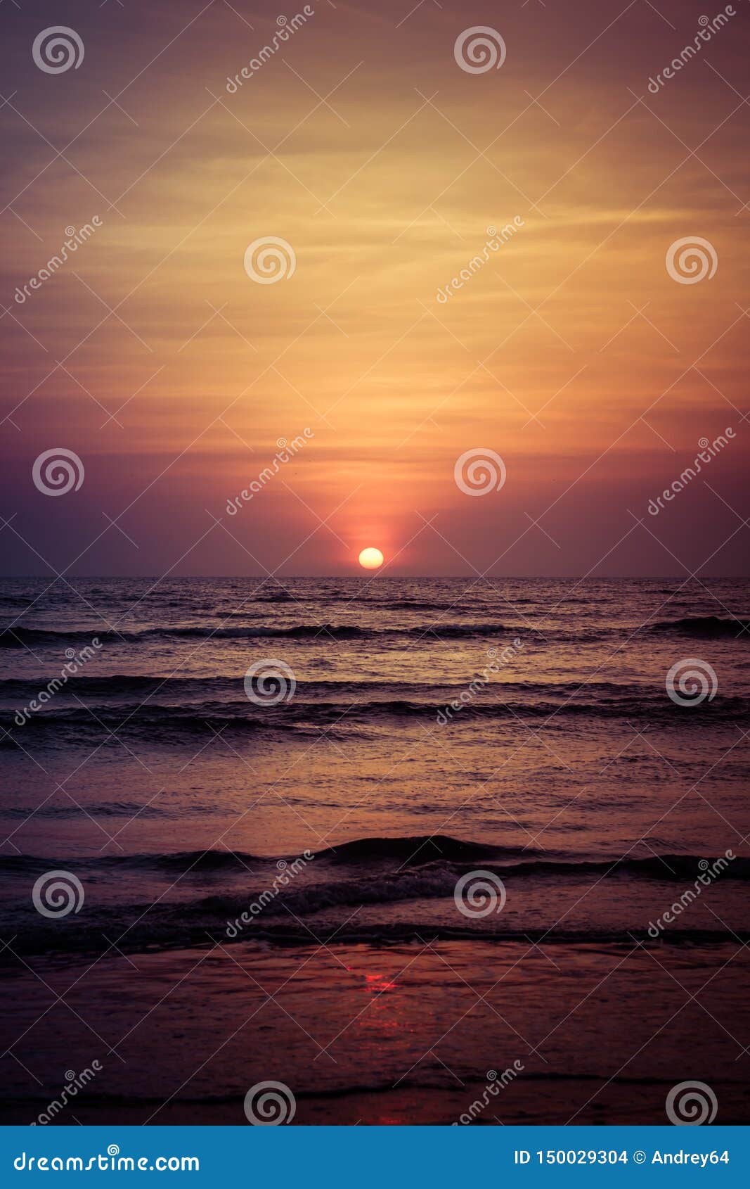 Landscape Magnificent Sunset on the Ocean Stock Photo - Image of beauty ...