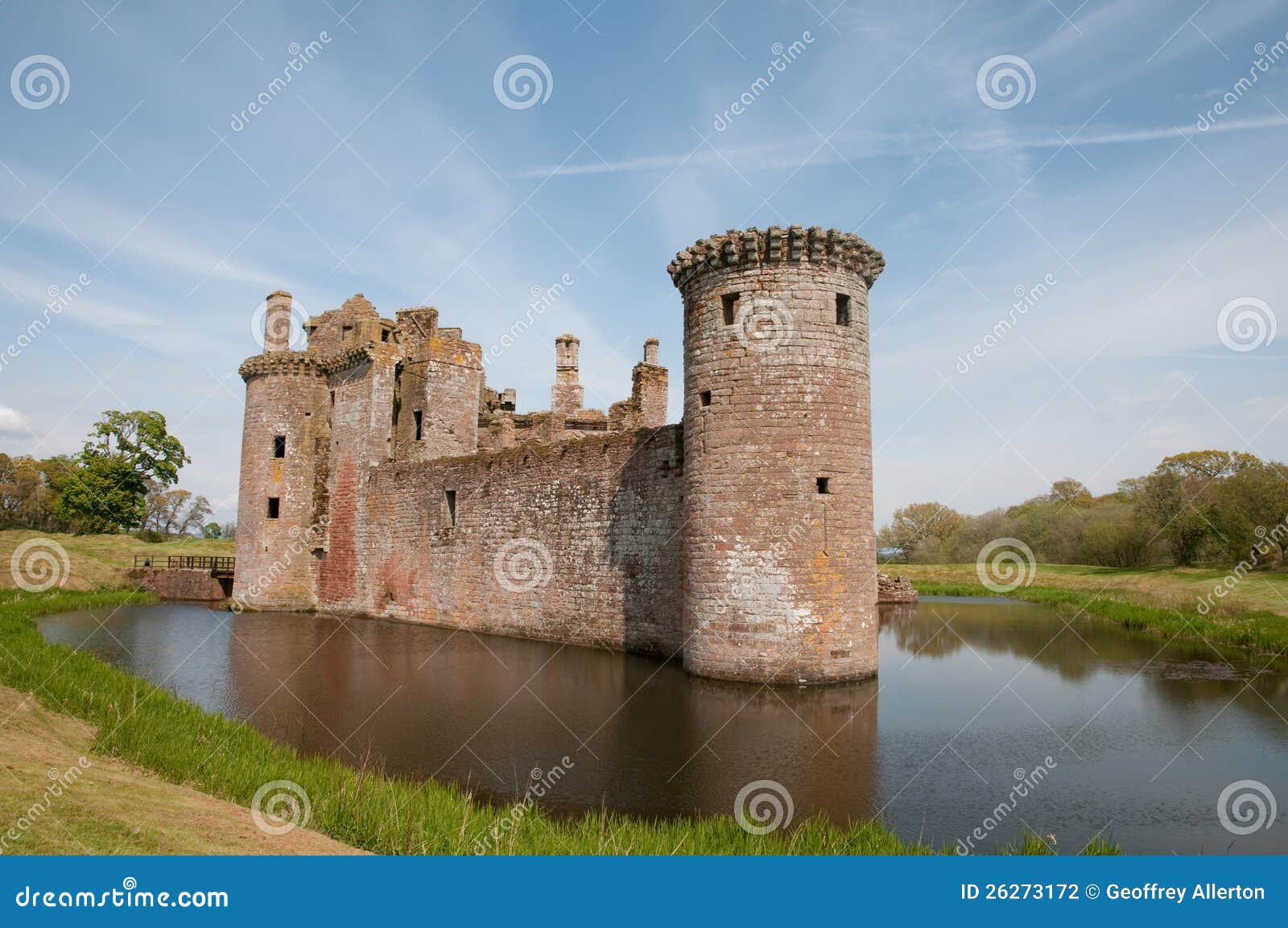 Landscape of the Moat and Castle Stock Photo - Image of water, bricks ...