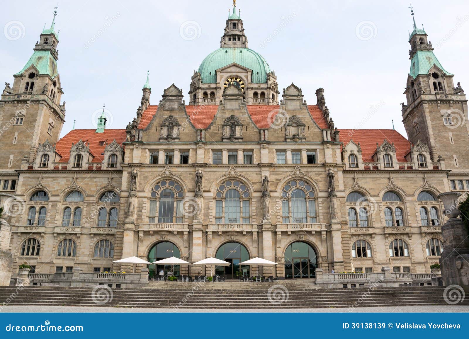 Landscape of the New Town Hall in Hanover, Germany Stock Image - Image ...