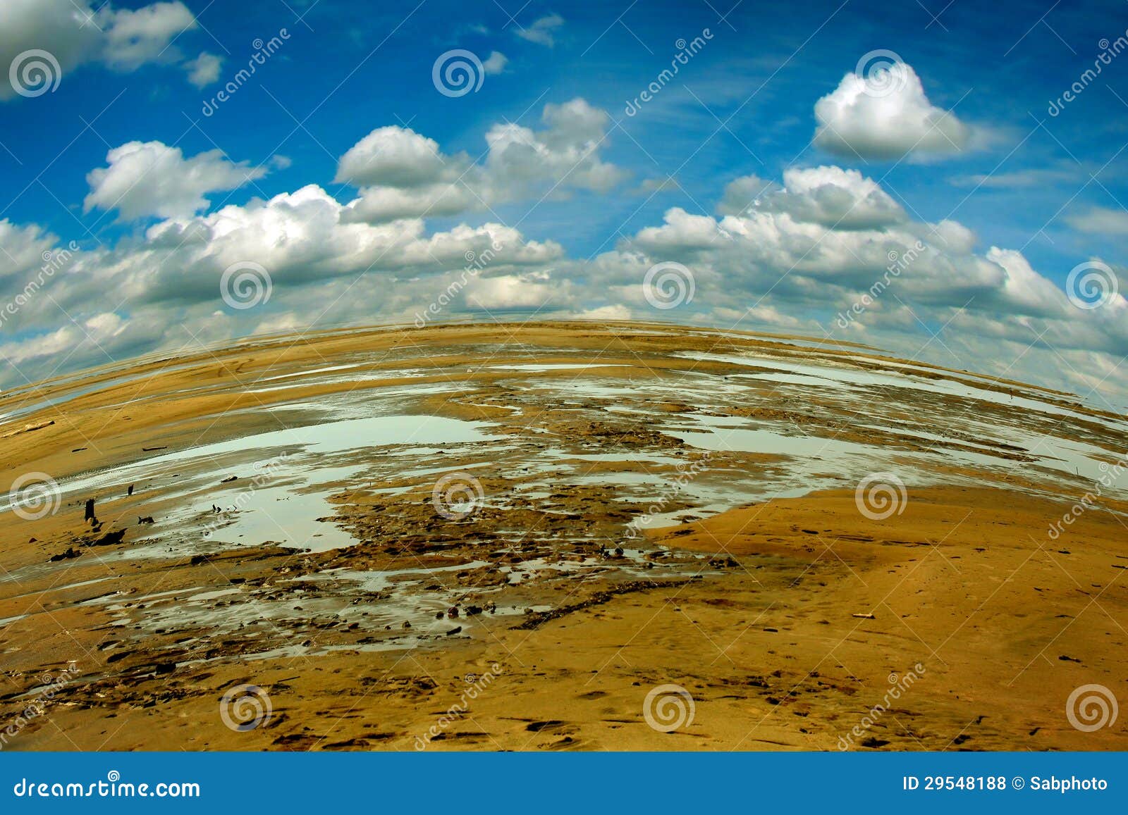 Landscape of Ravaged Ground Stock Photo - Image of cracked, horizon ...