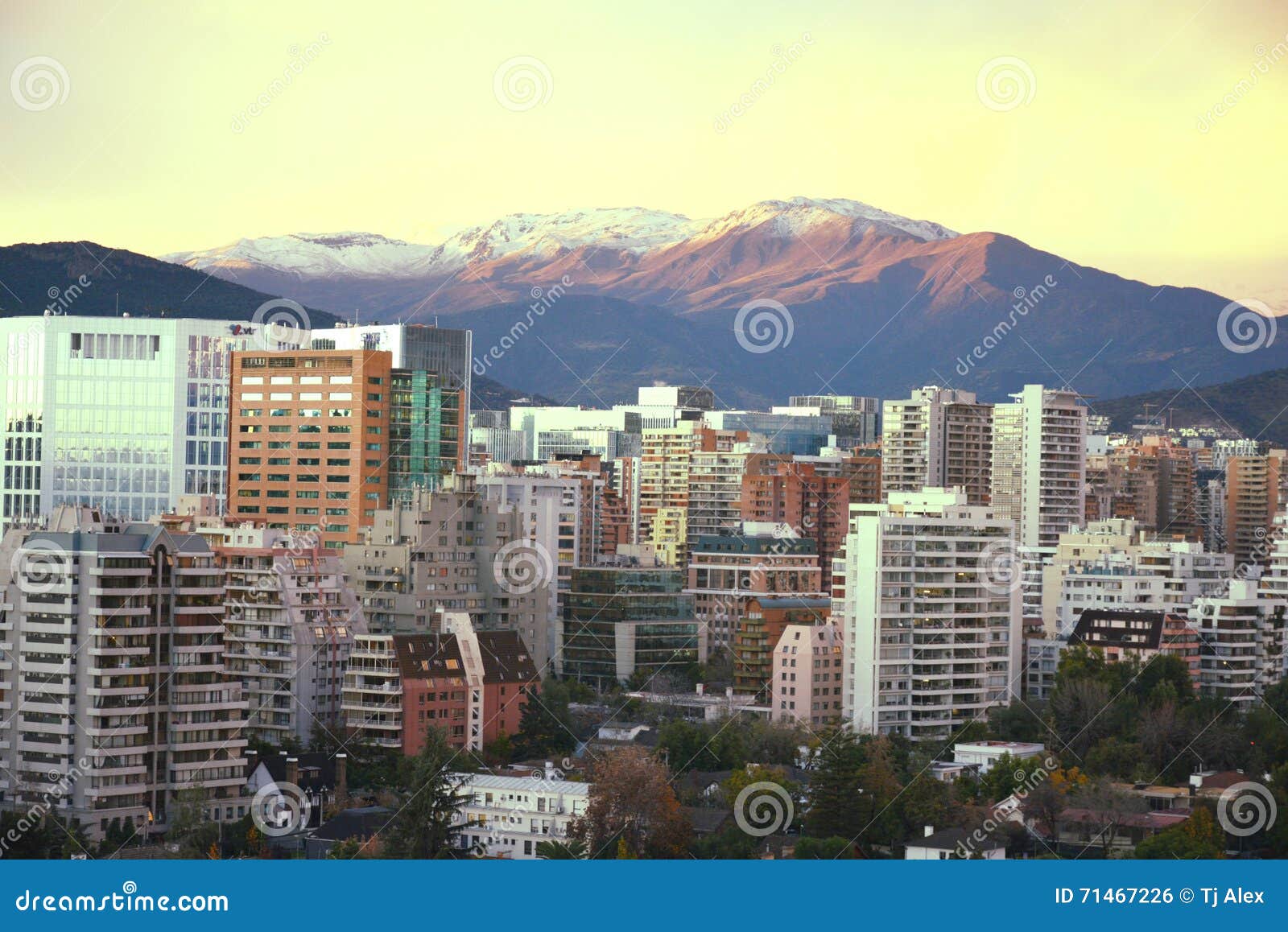Landscape in Santiago Chile Editorial Photo - Image of suburb, skyline ...