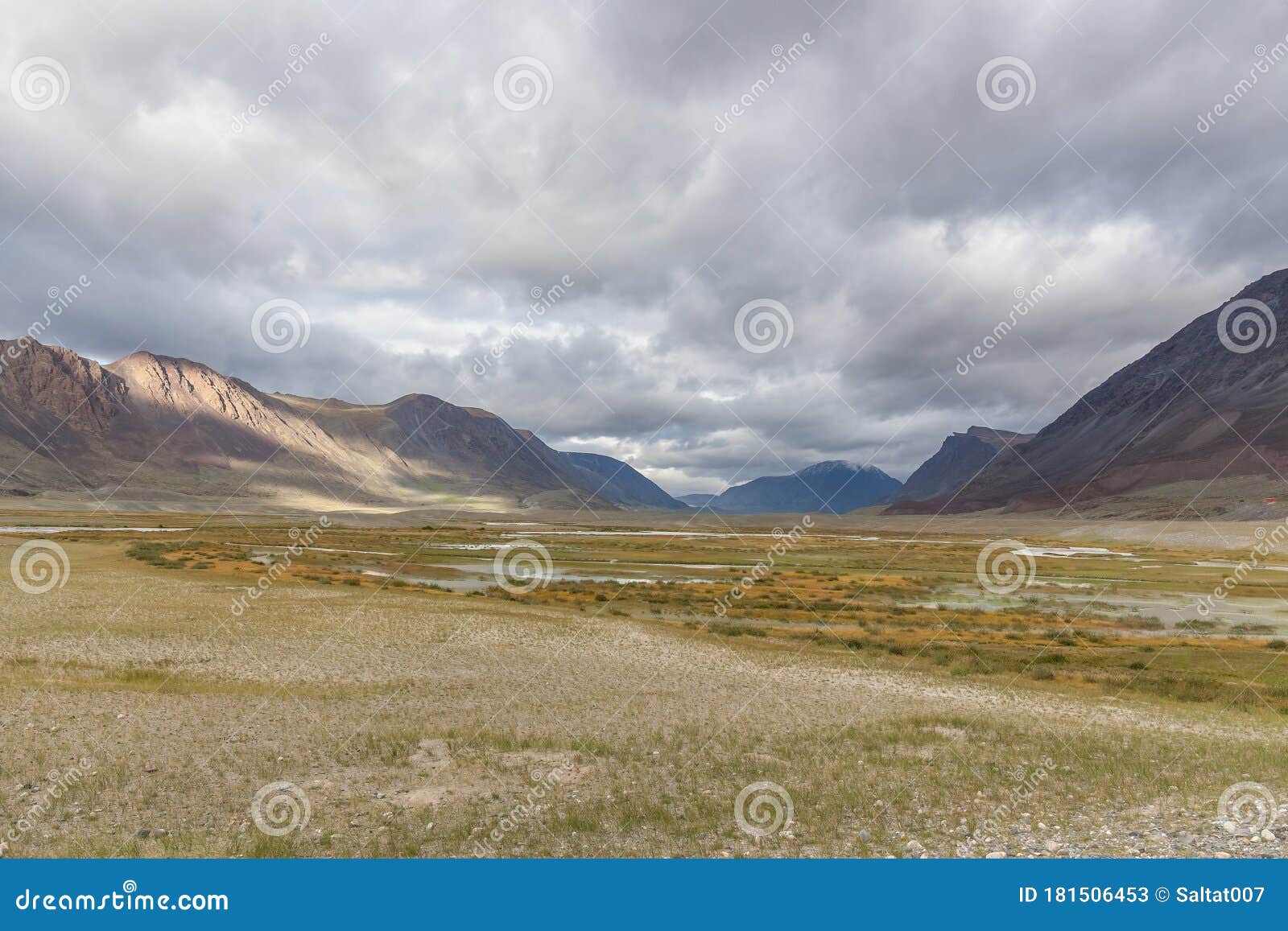 Landscape of Valley in Rolling Hills of Western Mongolian Steppe Stock ...