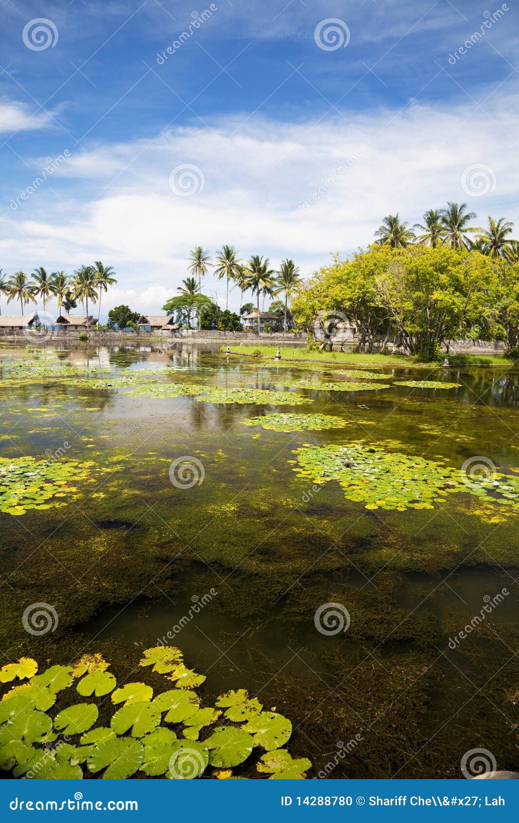 Landschaft Bei Candidasa, Bali, Indonesien Stockfoto - Bild von land ...